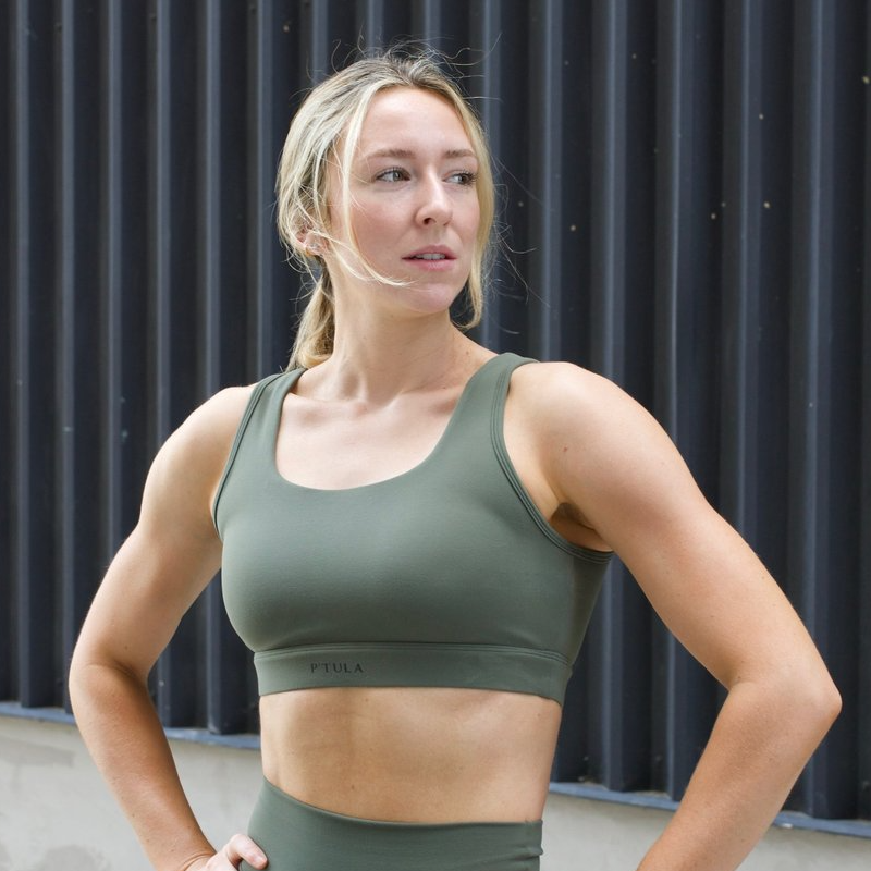 Discover and connect with gyms and professional coaches - FitFind